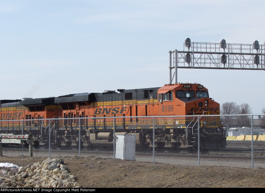 BNSF 8199